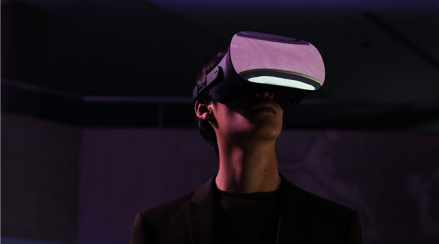 How to choose the best VR system in 2022 for professional use